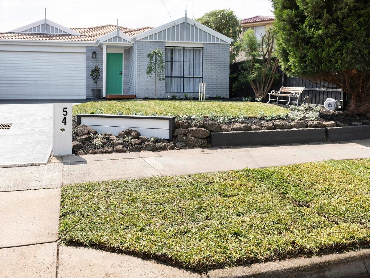 How To Lay Turf - Bunnings New Zealand