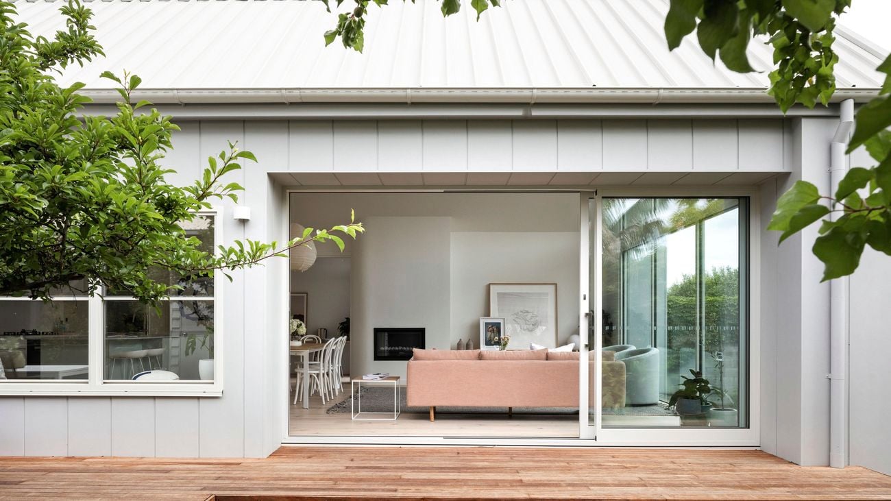 How To Use James Hardie Cladding In A Renovation - Bunnings Australia