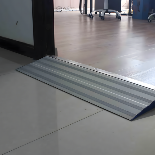 Heeve 3 Piece Aluminium Wheelchair Threshold Door Ramp H0124 - Bunnings ...