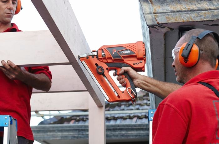 How To Install Rafters For a Carport Roof - Bunnings Australia