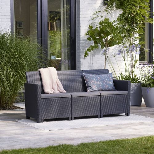 Keter Claire 5 Seater with Lyon Table & Storage Table - Bunnings Australia