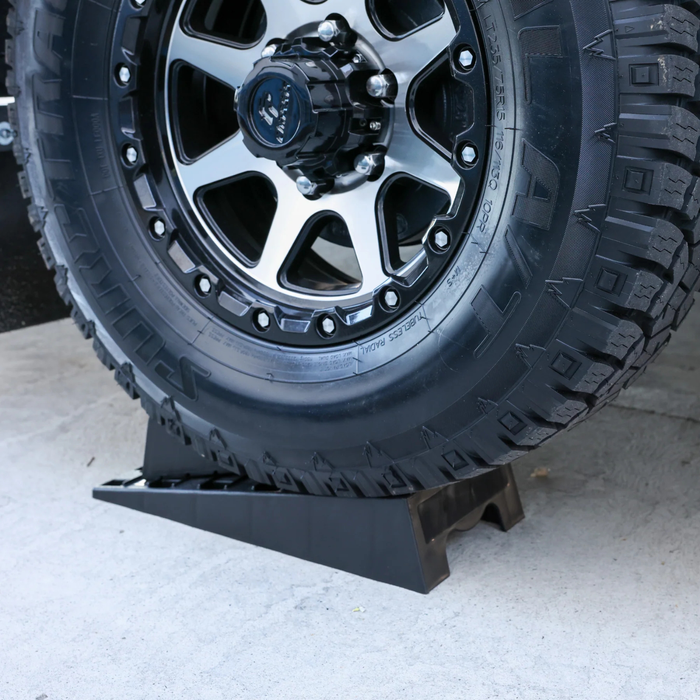 RV Essentials Australia Caravan Levelling Ramps with Wheel Chocks & Bag ...