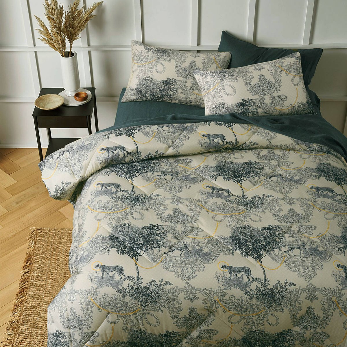 Big Sleep Matteo Printed Quilt Cover Set King - Bunnings Australia