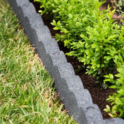 Tuscan Path 1.2m x 10cm Scallop Eco-Edging - Bunnings Australia