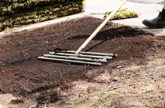 How To Lay Turf - Bunnings Australia