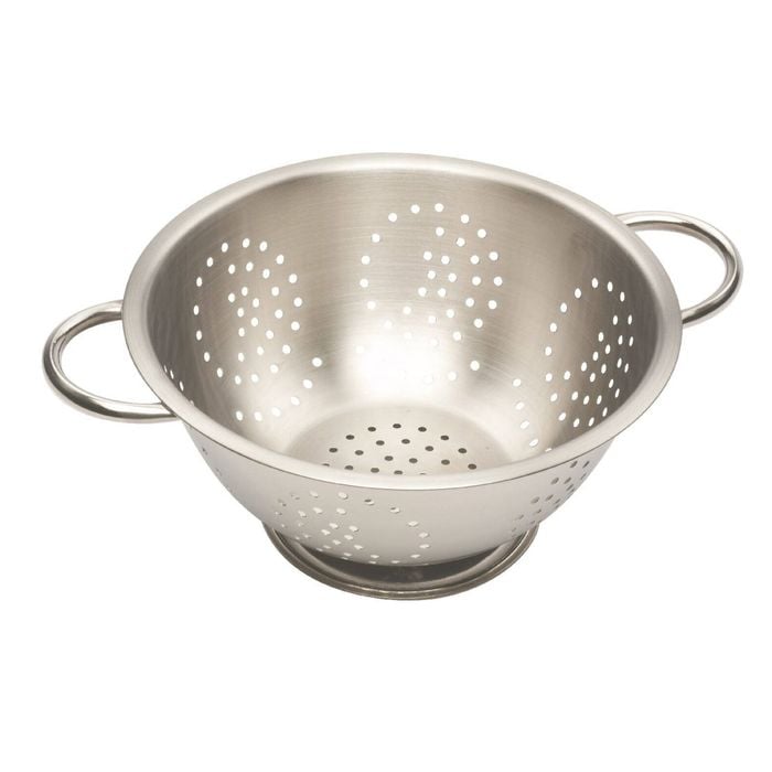 Stanley Rogers Deep Colander 3 Litre - Bunnings Australia