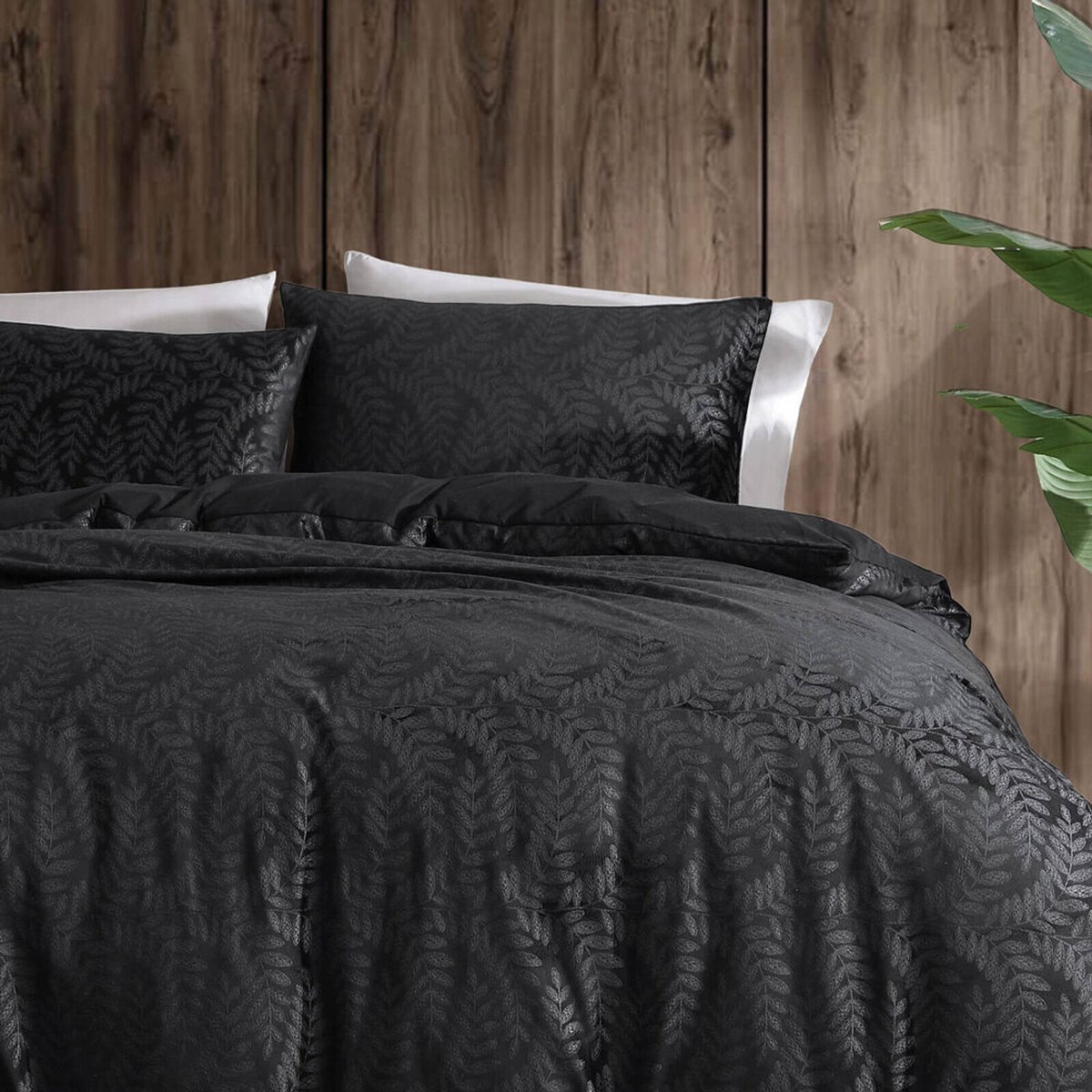 Ardor Boudoir Queen Rui Embossed Velvet Quilt Cover w/ Pillowcase Set ...