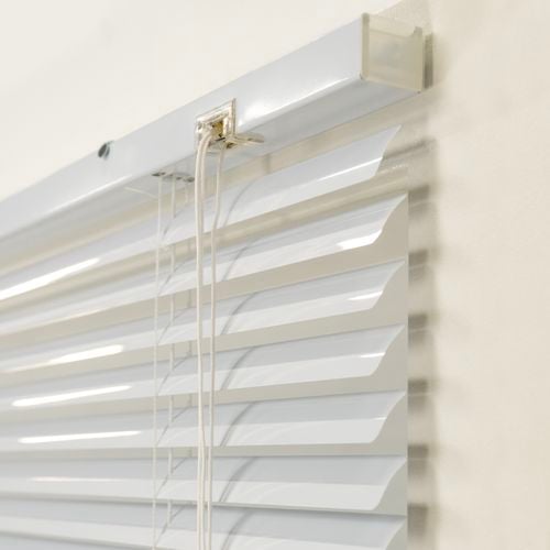 Practa 120 x 150 White 25mm Aluminium Venetian - Bunnings Australia