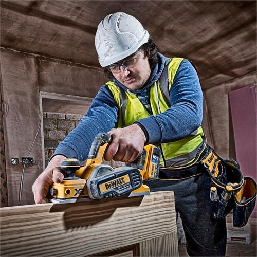 DeWALT 18V Li XR Cordless Brushless Planer DCP580N-XE - Skin Only ...