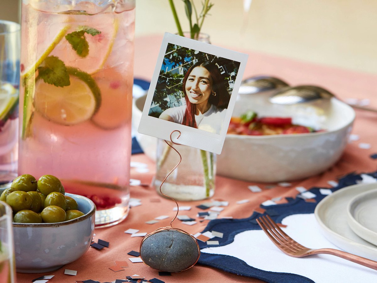 Party Picture Place Cards: D.I.Y. Guide - Bunnings Australia