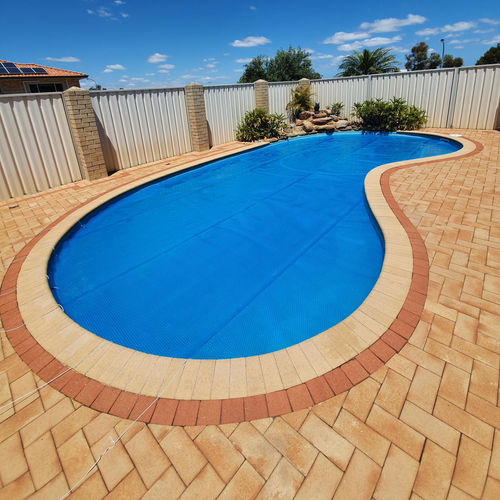 Daisy Pool Covers 500um Royal Blue Solar Pool Cover 7.6m to 8.5m Long ...