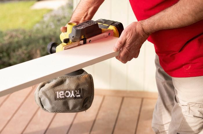 How To Install Kickboards - Bunnings Australia