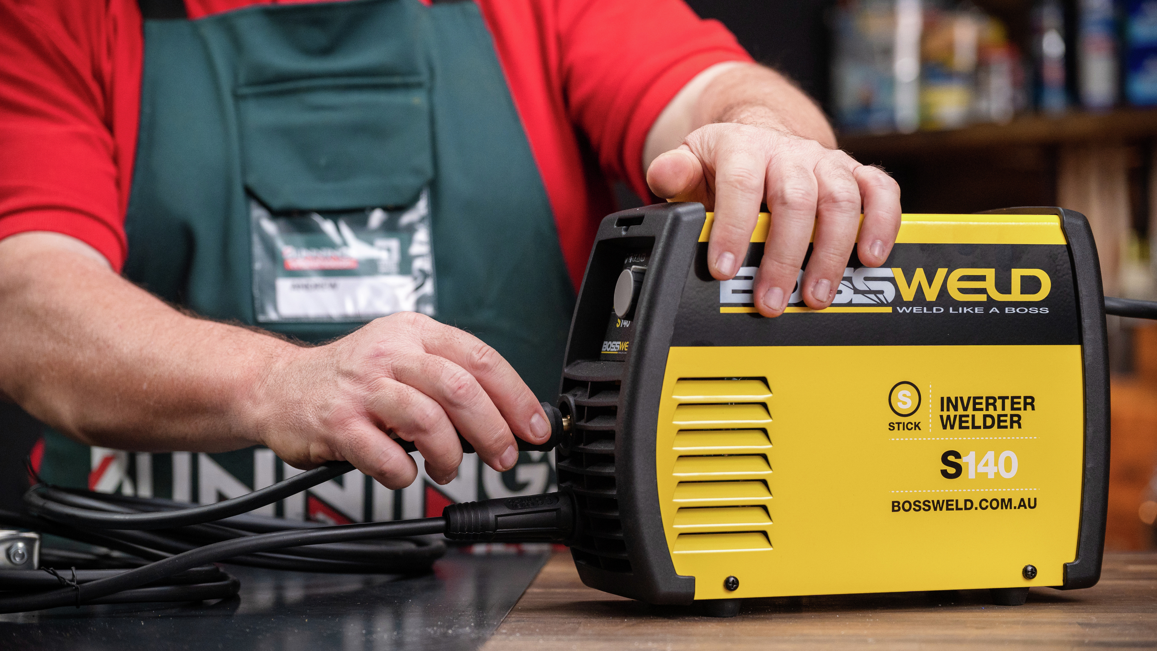 How To Set Up And Use An Arc Welder Bunnings Australia