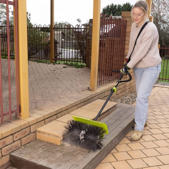 Ryobi Expand-IT™Sweeper Attachment - Bunnings Australia