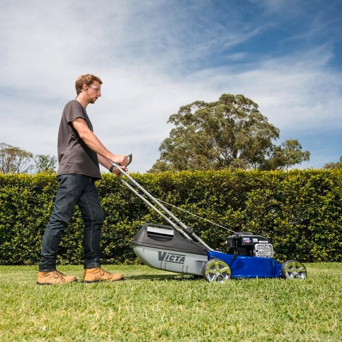 Victa 18" Power Mulcher Mulch Or Catch Petrol Lawn Mower - Bunnings New ...