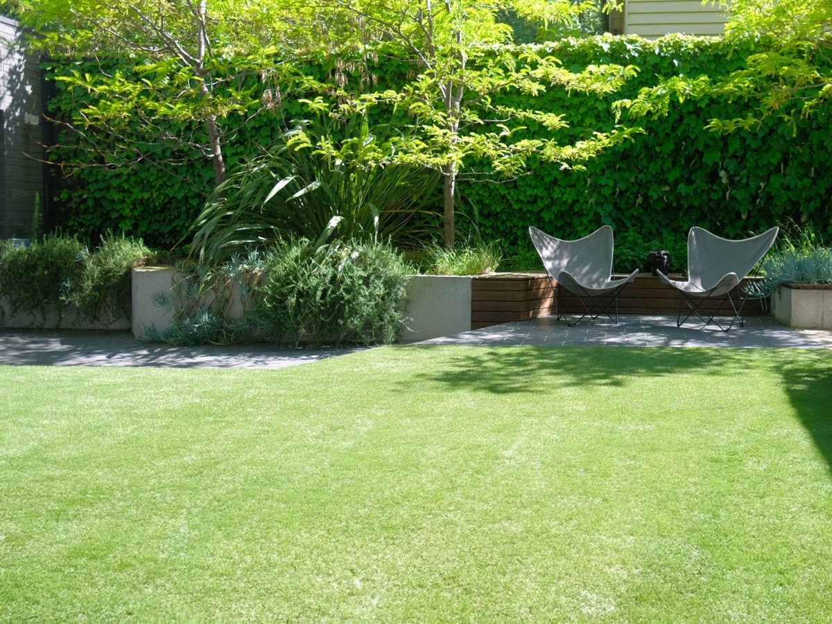 Landscape With Premium Artificial Grass From Tuff Turf - Bunnings Australia