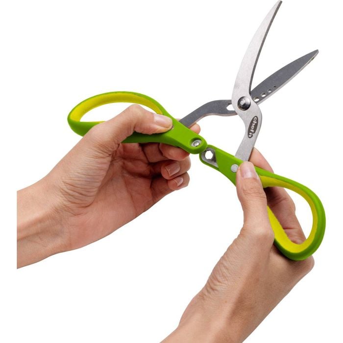 Chef'n Fresh Force 20cm Herb Scissors Strip Chop - Green - Bunnings ...