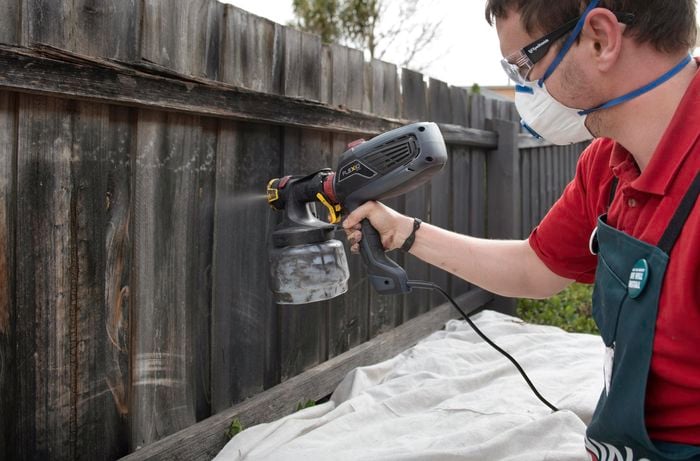 How To Paint A Fence With A Spray Gun - Bunnings New Zealand