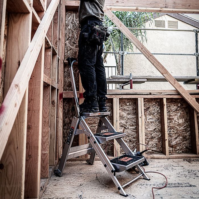 Little Giant 150kg Aluminium Safety Step 3 with Bar Single Side ...