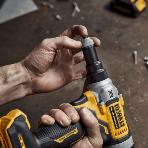 DeWALT 18V 6.4mm Cordless Rivet Gun - Bare Unit - Bunnings Australia