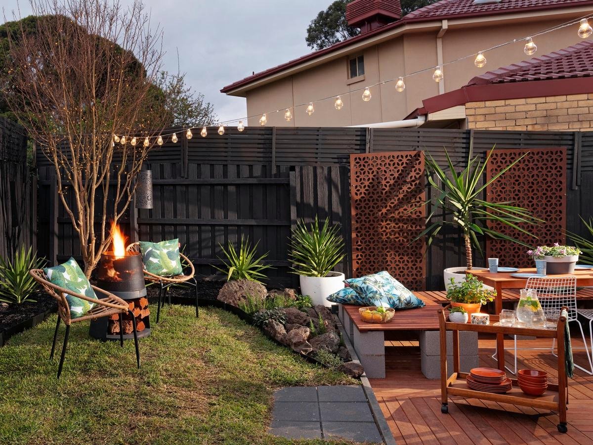 How To Hang Festoon Lights - Bunnings Australia