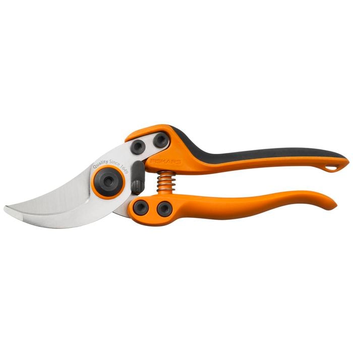Fiskars PB 8M Bypass Pruning Shears Bunnings Australia