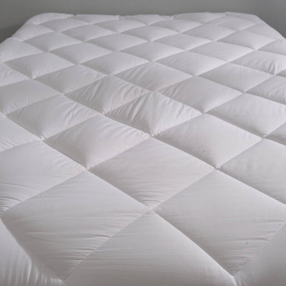 Canningvale Luxury Queen Mattress Topper - White - Bunnings Australia