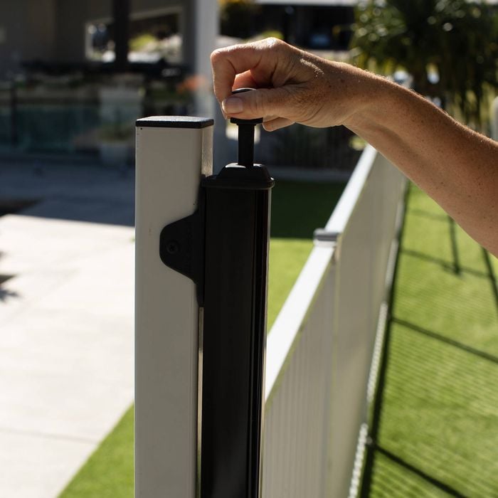 Safe Tech Top Pull Lockable Pool Gate Latch - Bunnings New Zealand